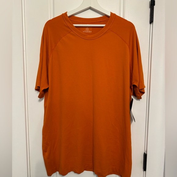 Fabletics | Shirts | Mens Fabletics Tee | Poshmark